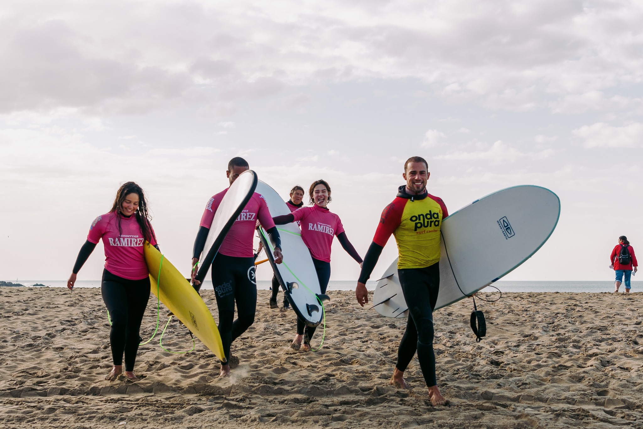 Onda Pura - Surf School - ISIC Portugal